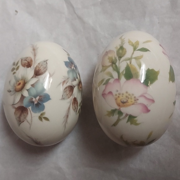 The Egg Lady | Accents | The Egg Lady Porcelaine Eggs Hand Painted 2 ...